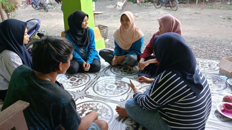Inovasi Mahasiswa UNIM Bone Ciptakan Pupuk Organik (Biofertilizer ...