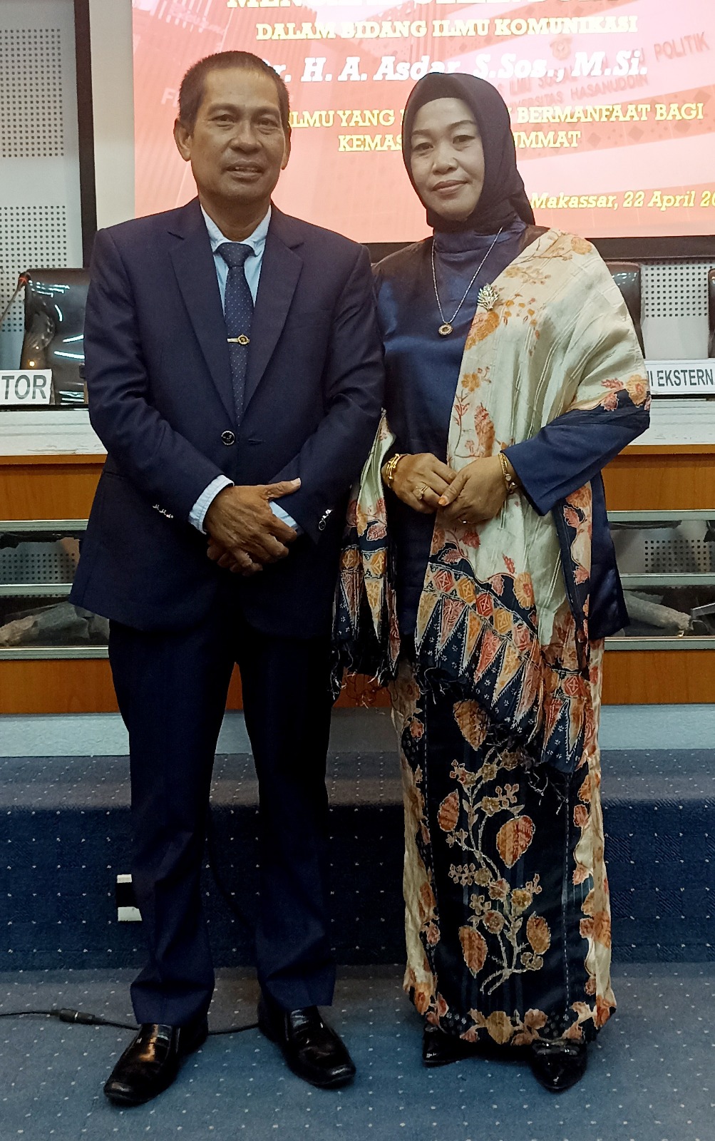 H. A. Asdar, Pemimpin Tribun Bone, Meraih Doktor Ilmu Komunikasi di ...
