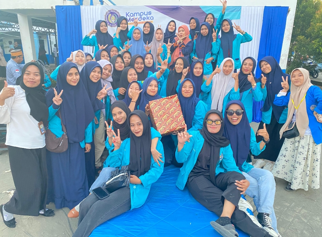 Tampilkan Berbagai Media dan Saling Kompak, HIMA Prodi Biologi Juara ...